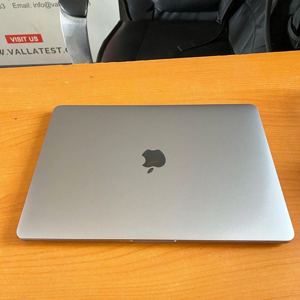 MacBook Pro 2020 m1 chip 8Gb 256Gb - VTS Tech and Gadgets
