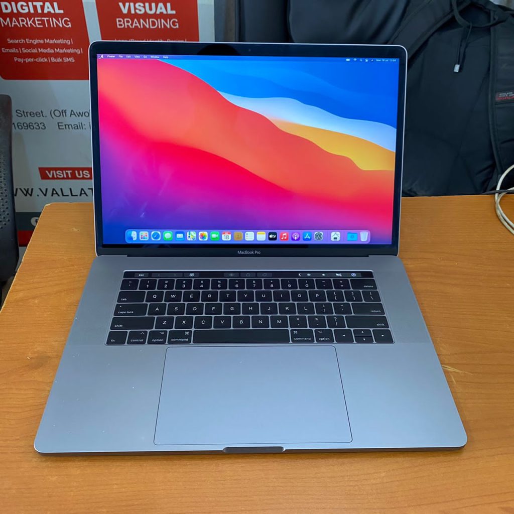 MacBook Pro 2018 15" Core i7 16Gb 512Gb - Vallatest Tech Shop